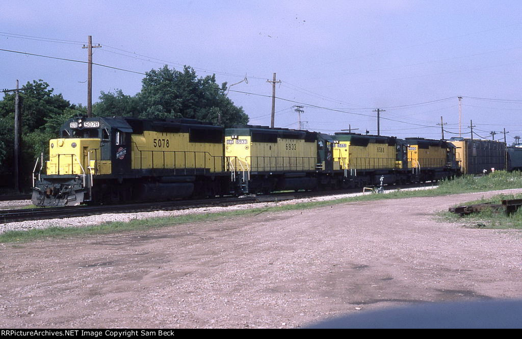 CNW 4-Pack Westbound